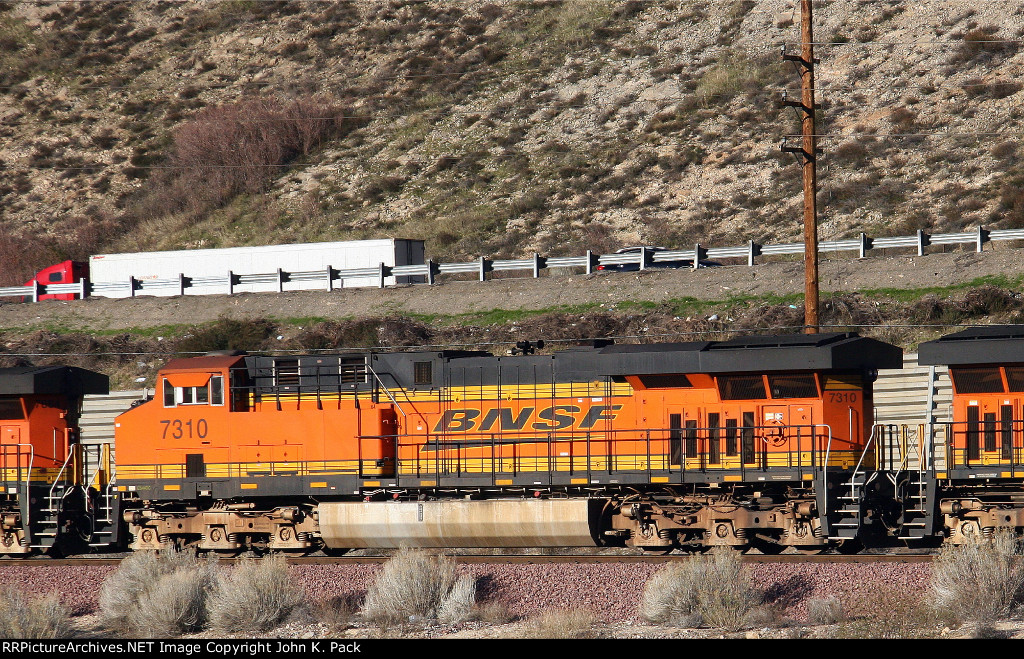 BNSF 7310